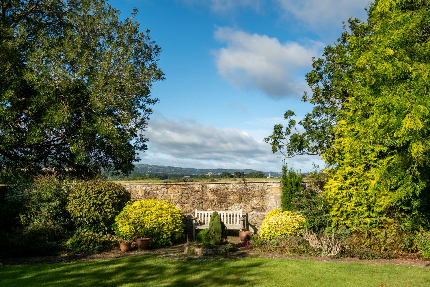Trinity Barns Garden View – Harry Douglas